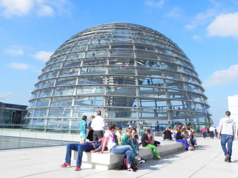 Berlin: Government District Tour and Reichstag Dome Visit - An In-Depth Look at the District and the Tour