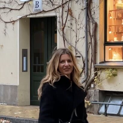 Berlin: Hidden Backyards Guided Walking Tour - Practicalities and What to Expect