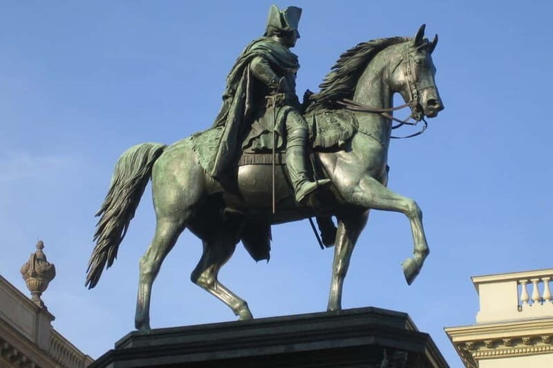 Berlin: Historic Center Walking Tour with a Real Berliner - The Sum Up