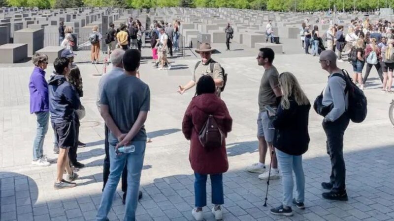 Berlin: Hitler's Berlin The Rise & Fall Guided Walking Tour - Discover Berlin’s Darker Past with the Hitler’s Berlin: Rise & Fall Guided Walking Tour