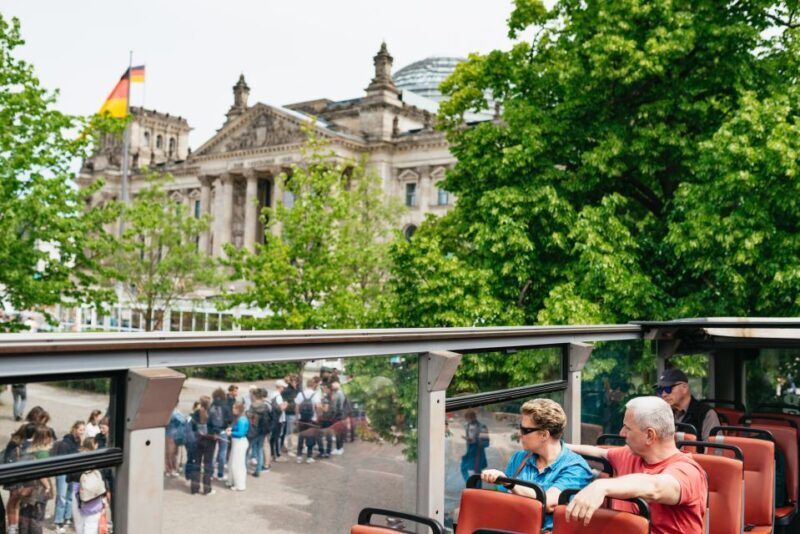 Berlin: Hop-on Hop-off Bus Tour with Live Commentary - Practical Details and Comfort