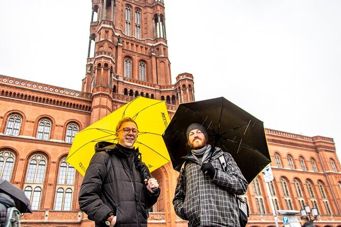 Berlin In A Nutshell: Introductory Group Walking Tour - Detailed Breakdown of the Itinerary