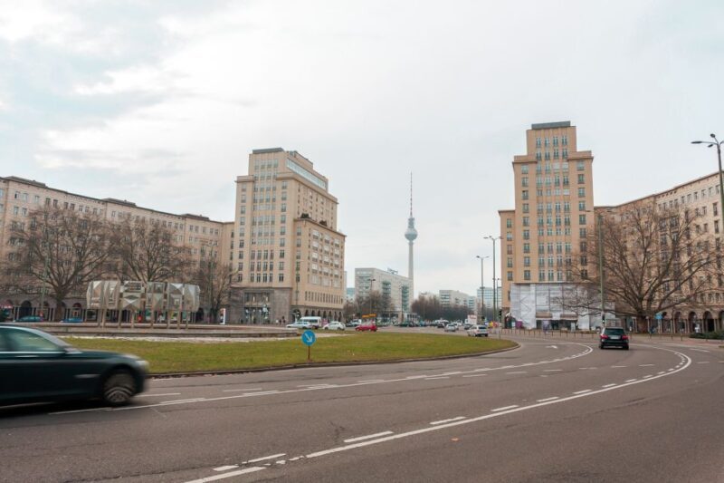 Berlin: Karl-Marx-Allee 2-Hour Tour - FAQ