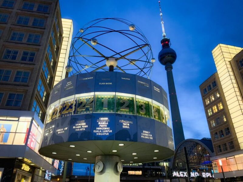 Berlin: Live-Guided Evening Sightseeing Tour by Open-top Bus - FAQ