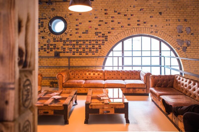 Berlin: Mampe Schnapps Brewery Tour and Tasting (IN ENGLISH) - Exploring the Mampe Schnapps Brewery Tour