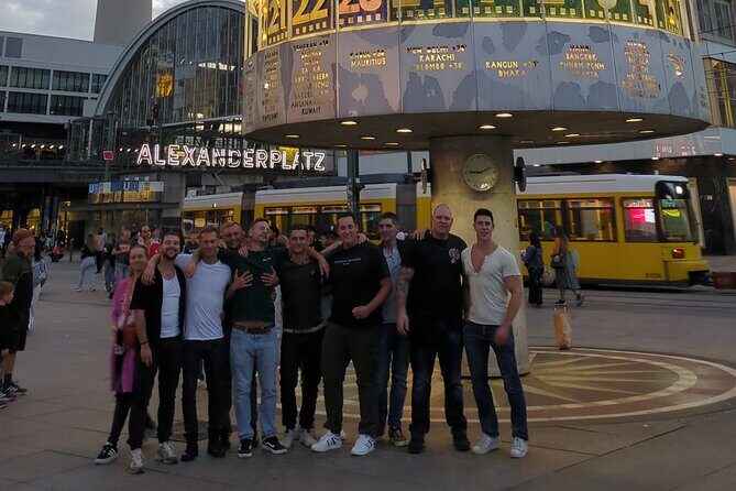Berlin Night PubCrawl: 4 Venues, Welcome Shots + Club Entry - Why the Tour Works Well  