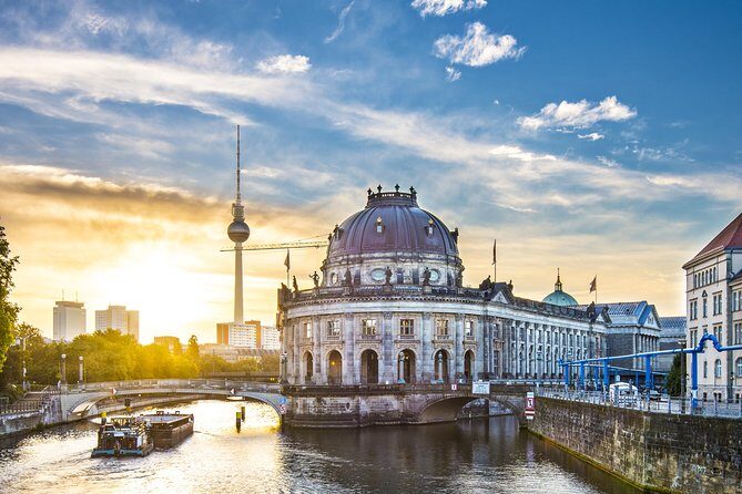 Berlin on Your Own - Deluxe Round Trip from Warnemünde Port - Who Is This Tour Best For?