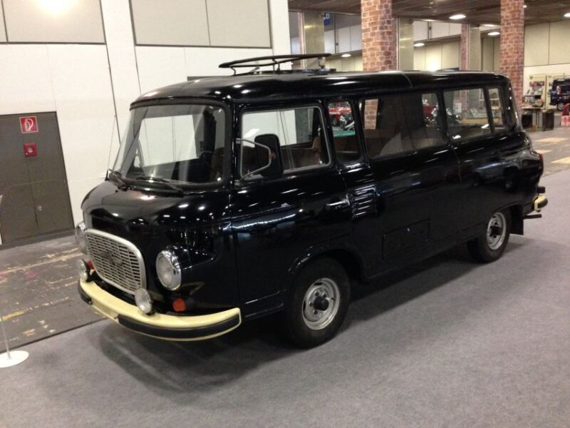 Berlin: Private 2-Hour Sightseeing Tour in Classic GDR Van - FAQ