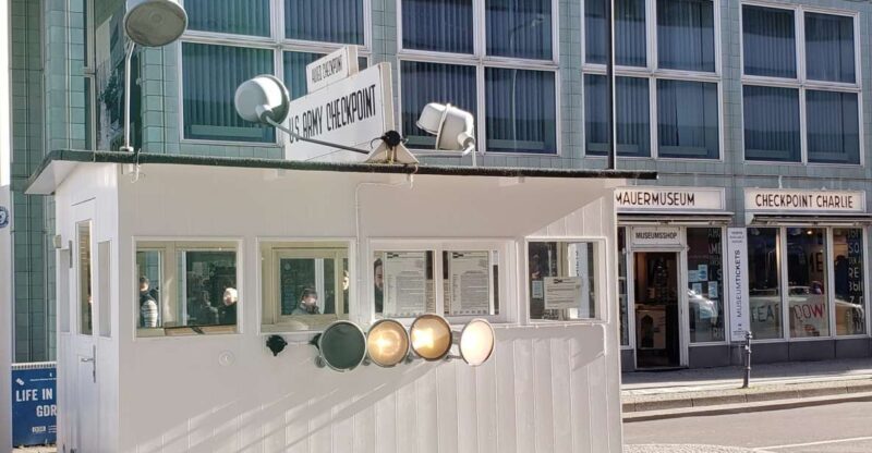 Berlin: Private walking tour through the city center - Highlights and Why You Should Book