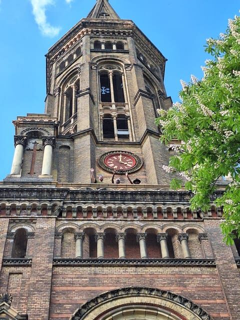 Berlin: Secrets of Berlin Bike Tour - Who Should Consider This Tour?