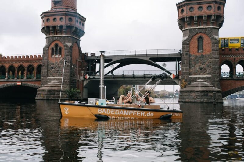 Berlin: Self-drive hot tub boat experience - Discover Berlin from a New Perspective with a Floating Hot Tub Experience
