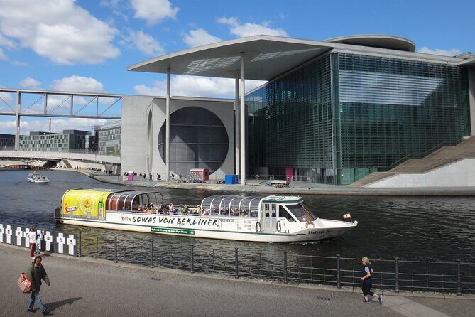 Berlin sightseeing boat tour on the Spree - FAQ