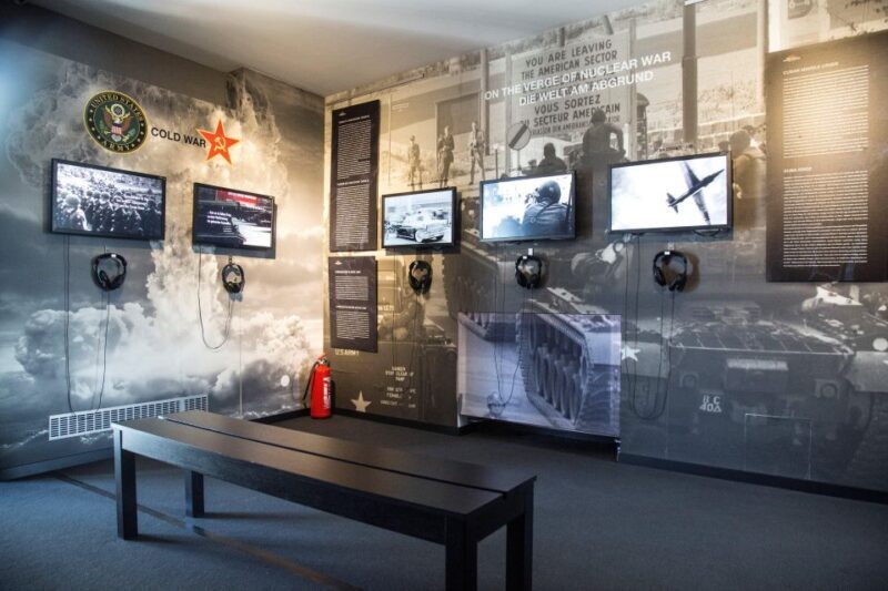 Berlin: The Wall Museum East Side Gallery Ticket - FAQ