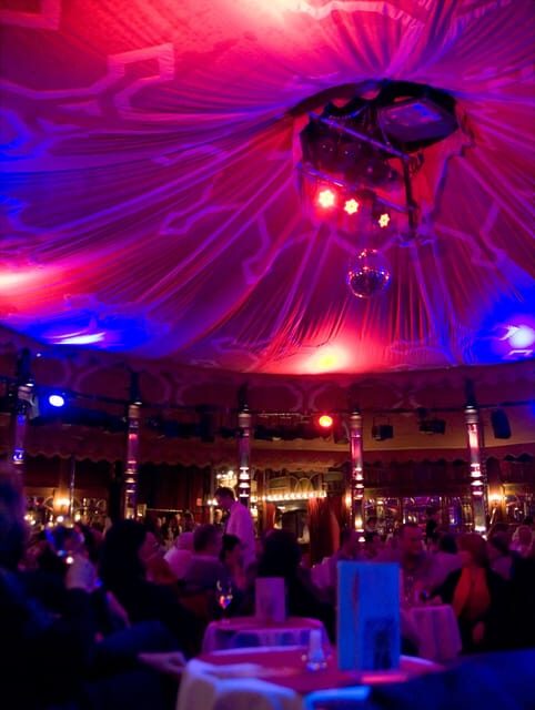 Berlin: Ticket for Bar Jeder Vernunft - Theater & Restaurant - FAQ