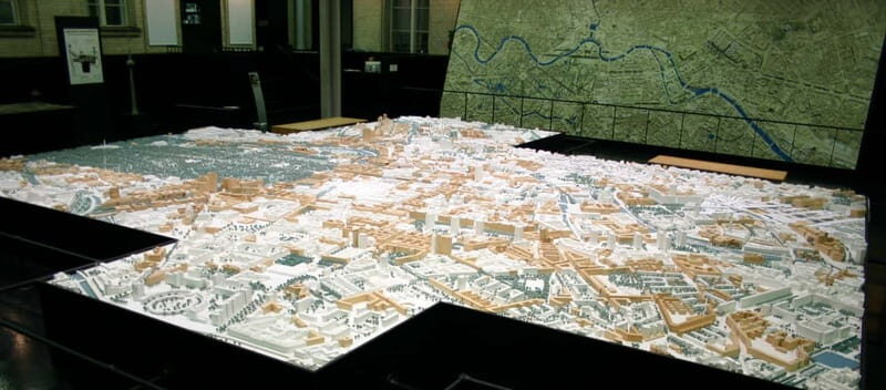 Berlin: Top secret bike tour and hidden gems of the city - An in-depth look at the Berlin Hidden Gems Bike Tour