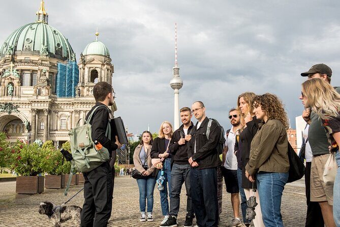 Berlin Walking Tour: Berlins Royal Boulevard Unter den Linden - Key Points