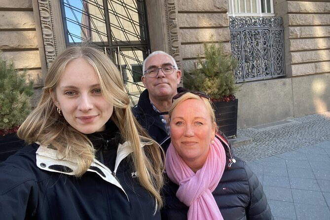 Berlin Wall: Greatest Escapes Self-Guided Walking Adventure - FAQ