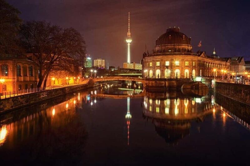 Berlin: Winter Spree Cruise with Mulled Wine and Christmas Stollen - Frequently Asked Questions