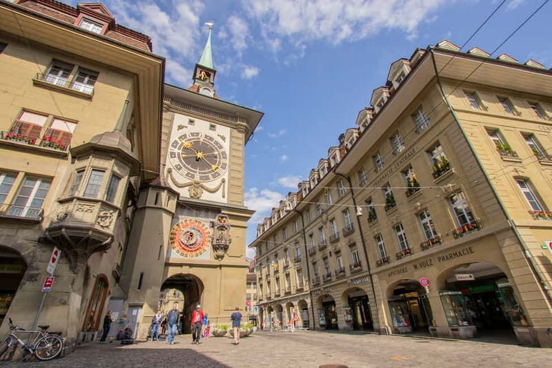 Bern: Private Express Walk with a Local in 60 minutes - Key Points