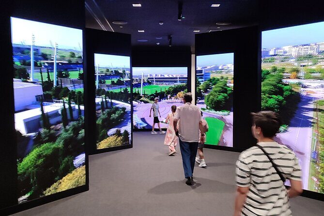 Bernabéu Stadium Guided Tour With Optional Megafan Upgrade - The Guide’s Role: Making It Personal and Engaging