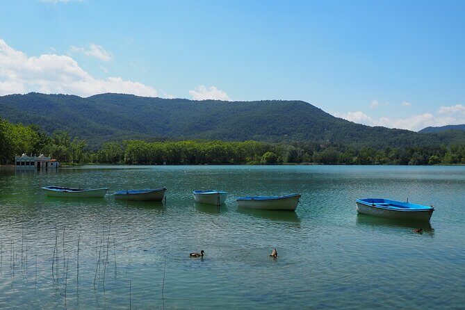 Besalú, Banyoles Lake & Volcanic Castellfollit from Girona - Who Should Consider This Tour?