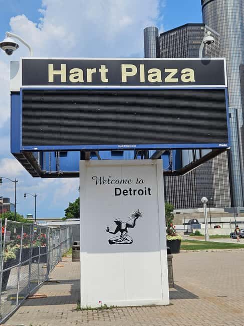 Best Detroit Walking Tour - An In-Depth Look at the Tour Experience