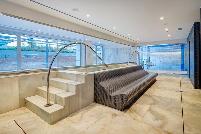 Best Friends Ritual: mini facial + aromatherapy massage + day SPA + glass cava - The Sum Up