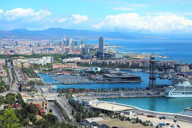 Best of Barcelona: Sagrada Familia & Park Guell Tour with Pick-up - FAQs