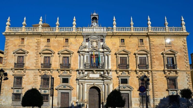 Best of Granada: Private Walking Tour with a Local - Exploring Granada with a Local: What to Expect