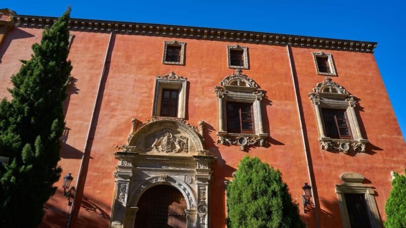Best of Granada: Private Walking Tour with a Local - Who Will Enjoy This Tour?