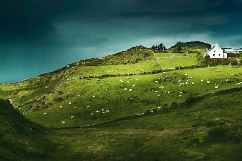 Best of Ireland 6-Day Backpackers Economy Tour - Key Points: