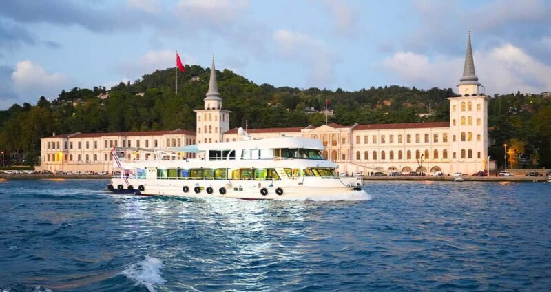 Best of Istanbul in 1 Day: Guided Tour with Bosphorus Cruise - Authentic Insights from Reviews