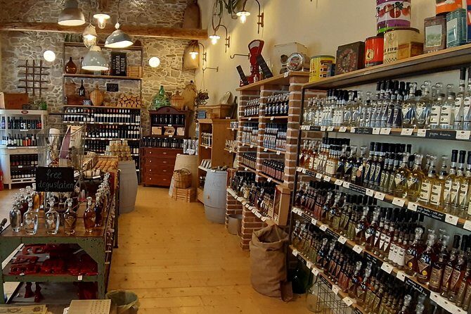 Best of Istria: Amphitheater Pula + Rovinj + Hum Tour - Tour Experience and Review Highlights