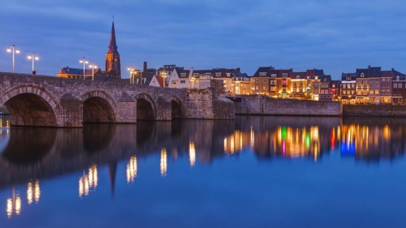 Best of Maastricht: Private Walking Tour with a Local - Detailed Breakdown of the Itinerary