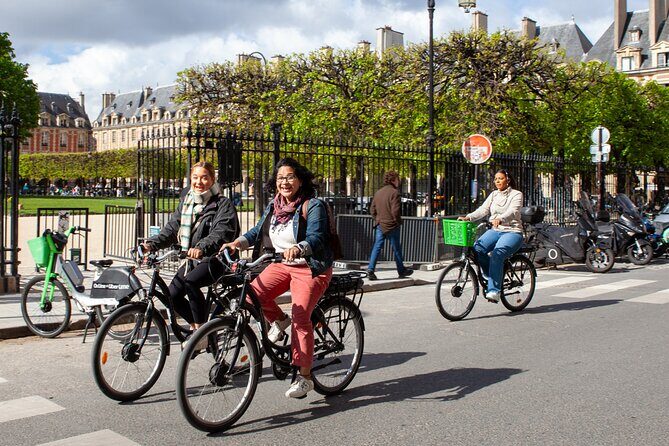 Best of Paris Small Group E-bike Guided tour (w/ optional Cruise) - Key Points