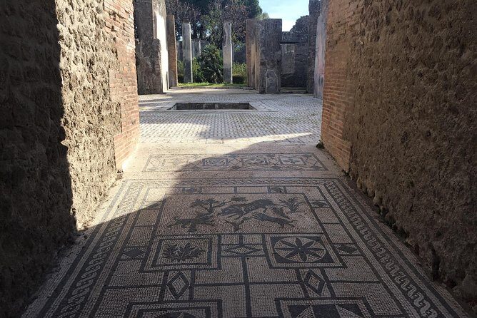 Best of Pompeii & Herculaneum: Private Tour with an Archaeologist - Why Choose This Tour?