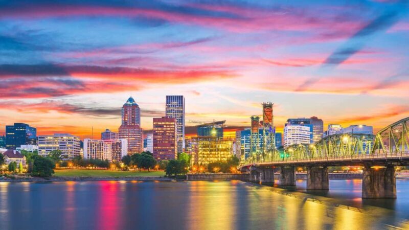 Best of Portland: Private Walking Tour with a Local - Exploring the Neighborhoods