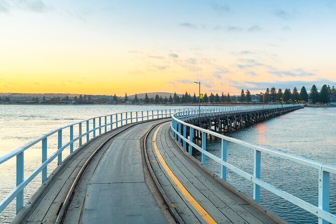 Best of SA, Hahndorf , Victor Harbor & d'arenberg 'Cube' Tour - FAQs