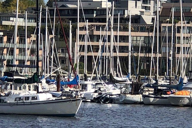 Best of Vancouver Highlights /Suspension Bridge/ Free Pizza Party Tour Private - Queen Elizabeth Park