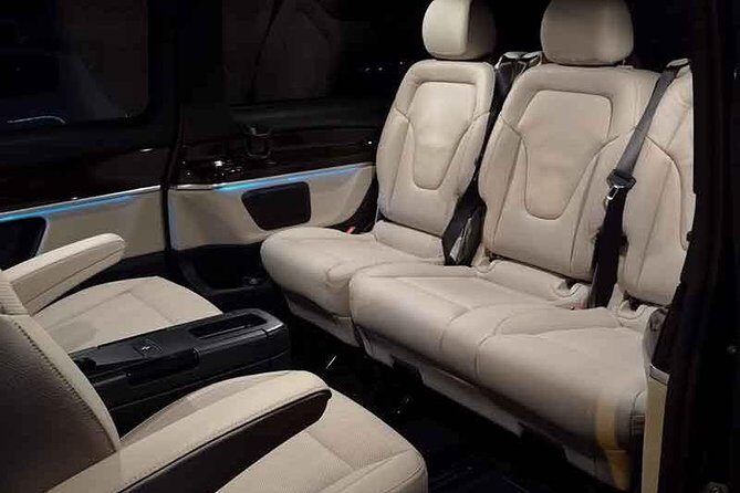 Best Private Airports Transfers - Luxury Minivan Service - Detailed Review of the Private Airport Transfer Service in Paris