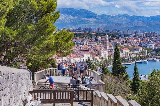 Best Private Split Walking Tour, Panoramic View and Port Pickup - Key Points