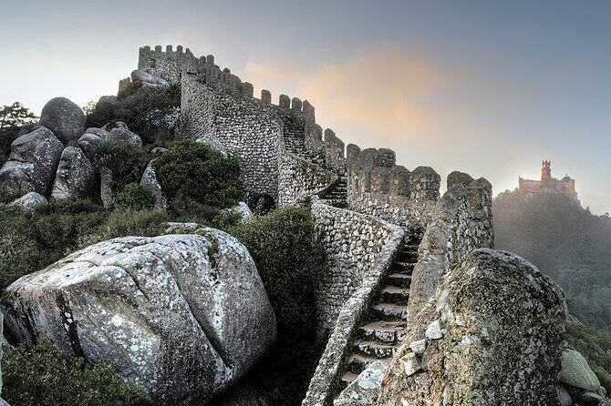 Best Sintra day trip : Pena Palace, Regaleira, Clifs & Ocean - Who Is This Tour Best For?
