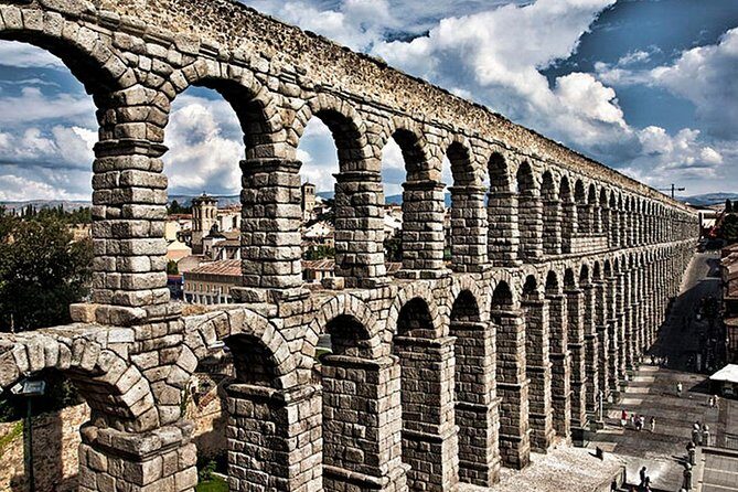 Best Toledo & Segovia Private Tour with Hotel Pick up from Madrid - Detailed Breakdown of the Itinerary