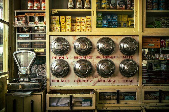 Beyond the Barrel: From Decadent to Down-home in the Heart of Porto - Beyond the Barrel: From Decadent to Down-home in the Heart of Porto