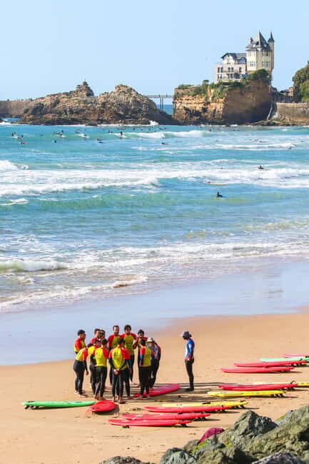 Biarritz: Surf lessons on the Côte des Basques beach - FAQ