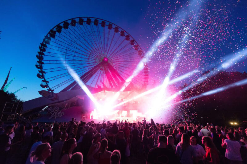 Biddinghuizen: Walibi Holland Entry Ticket - Accessibility and Practical Details