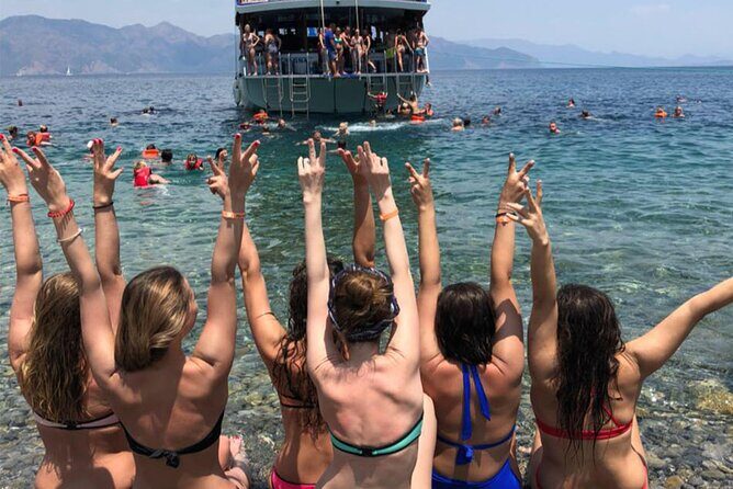 Big Boss  Adults Only Boat Trip (16+) - FAQ