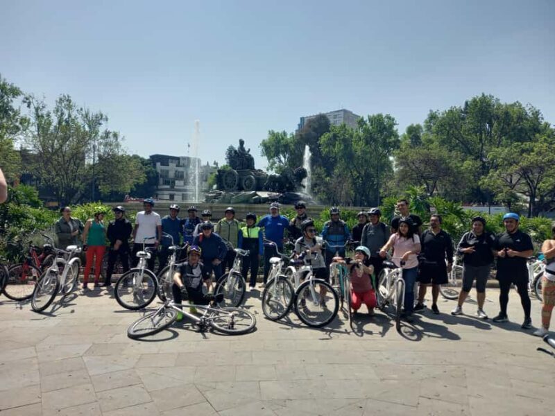 BIKE RIDE THROUGH ICONIC SITES OF THE CDMX / BREAKFAST & BEER - FAQ