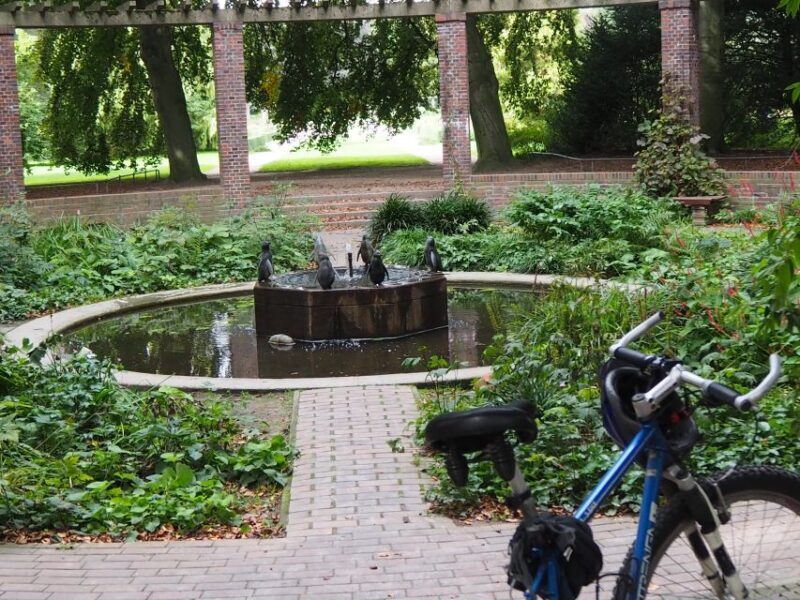 Bike tour around the Alster - Celebs, water, and nature - Final Thoughts