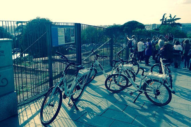 Bike Tour chasing the best Sunset in Madrid - Key Points